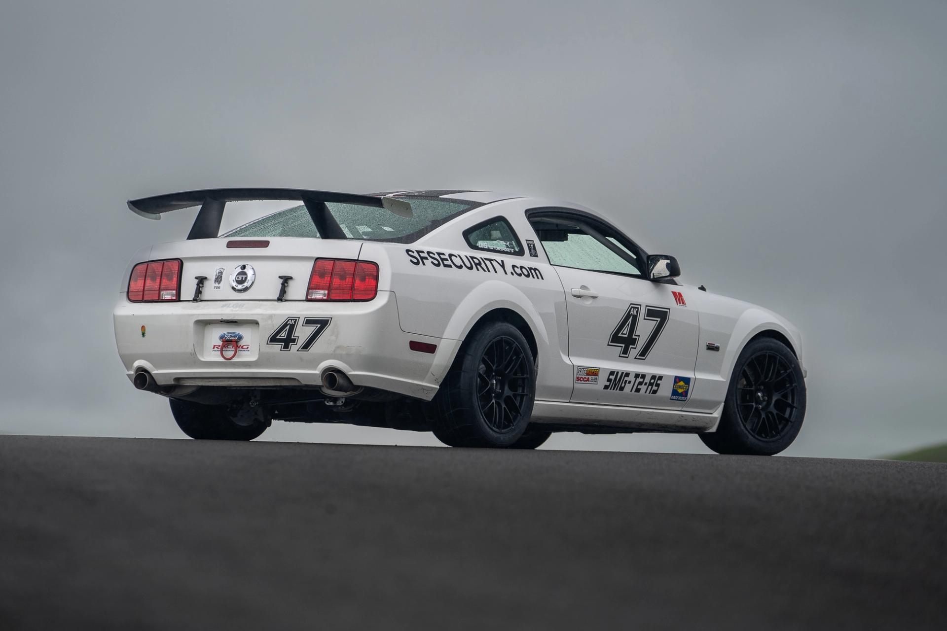 Ford S197 Mustang GT with 18" EC-7RS in Satin Black on Ford S197 - Apex ...