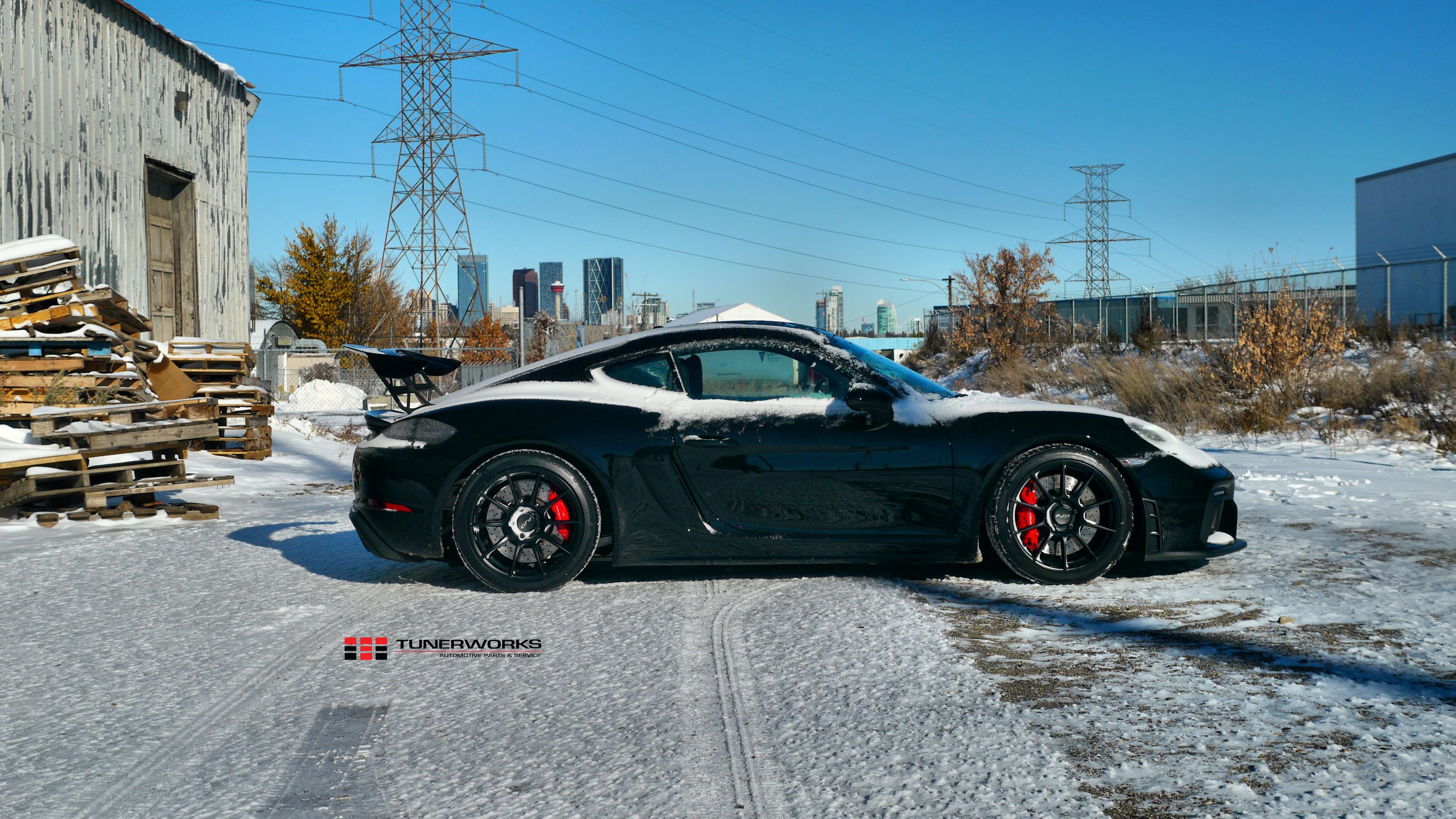 Porsche 718 Cayman GT4 with 19" SM-10 Wheels in Satin Black