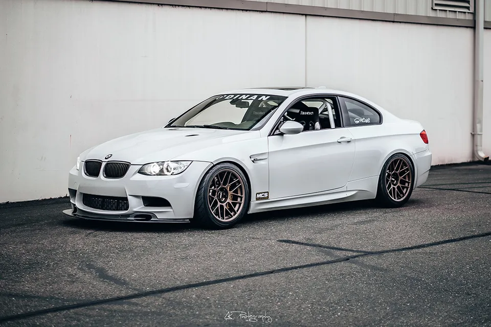 Lacha’s Dinan E92 M3 4.6L With 18″ ARC-8 Wheels