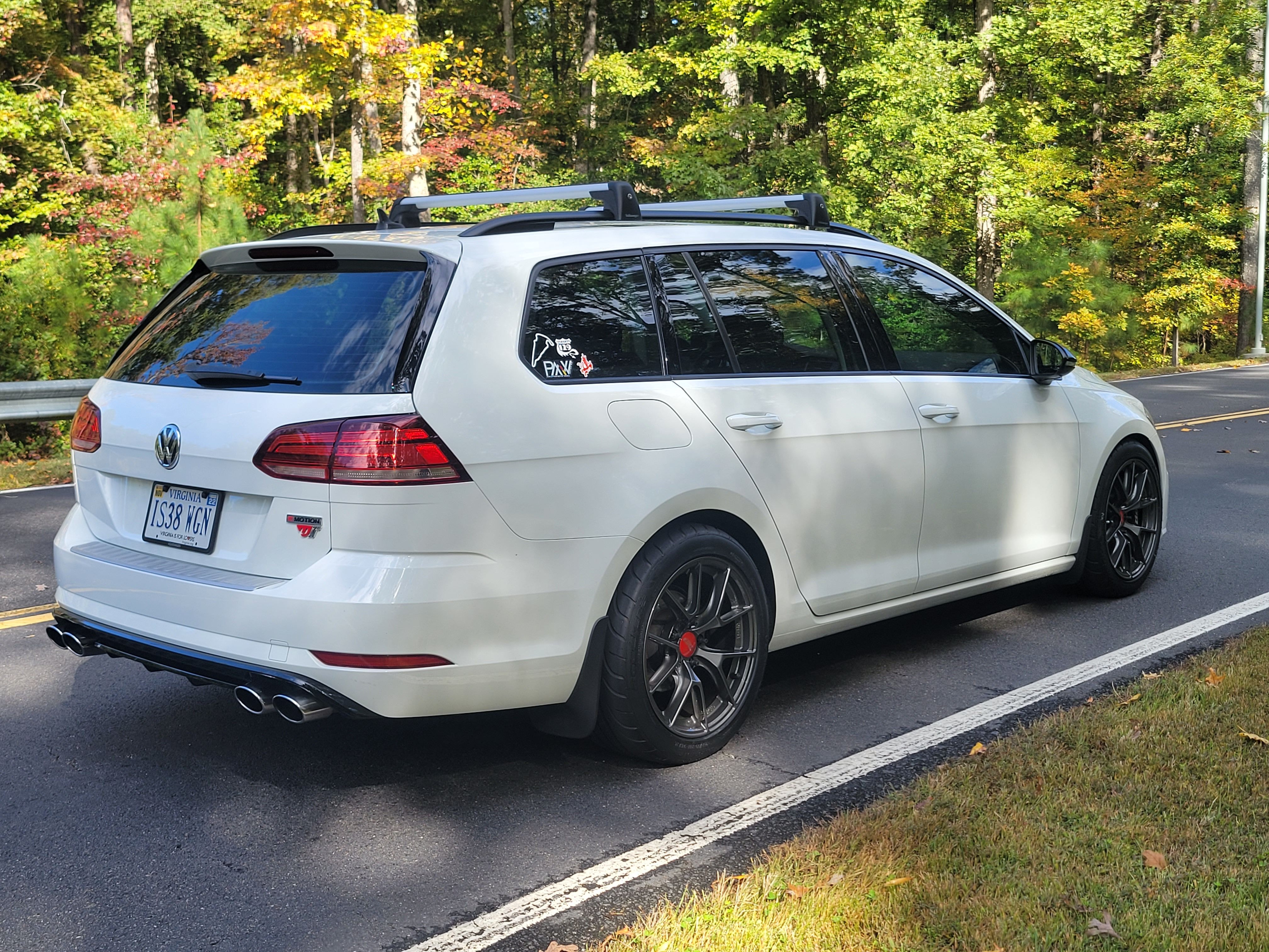 VW MK7 Alltrack/SportWagen Golf SportWagen with 17" VS-5RS Wheels in ...