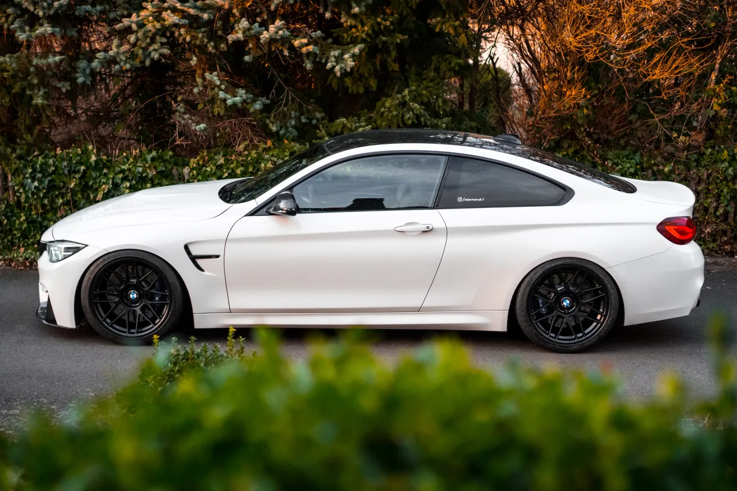 BMW F82 Coupe M4 with 19" ARC-8 Wheels in Satin Black