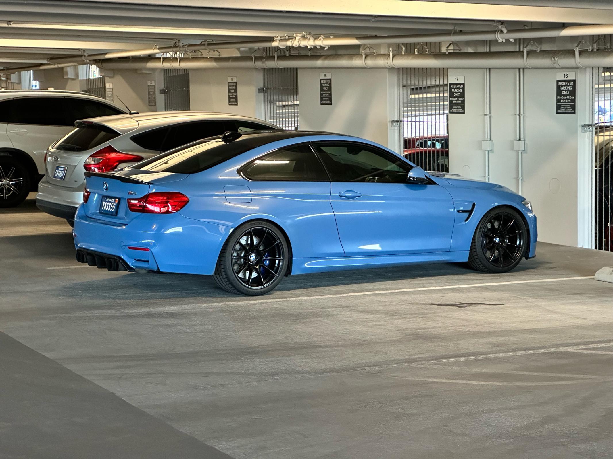 BMW F82 Coupe M4 with 19" SM-10RS Wheels in Satin Black