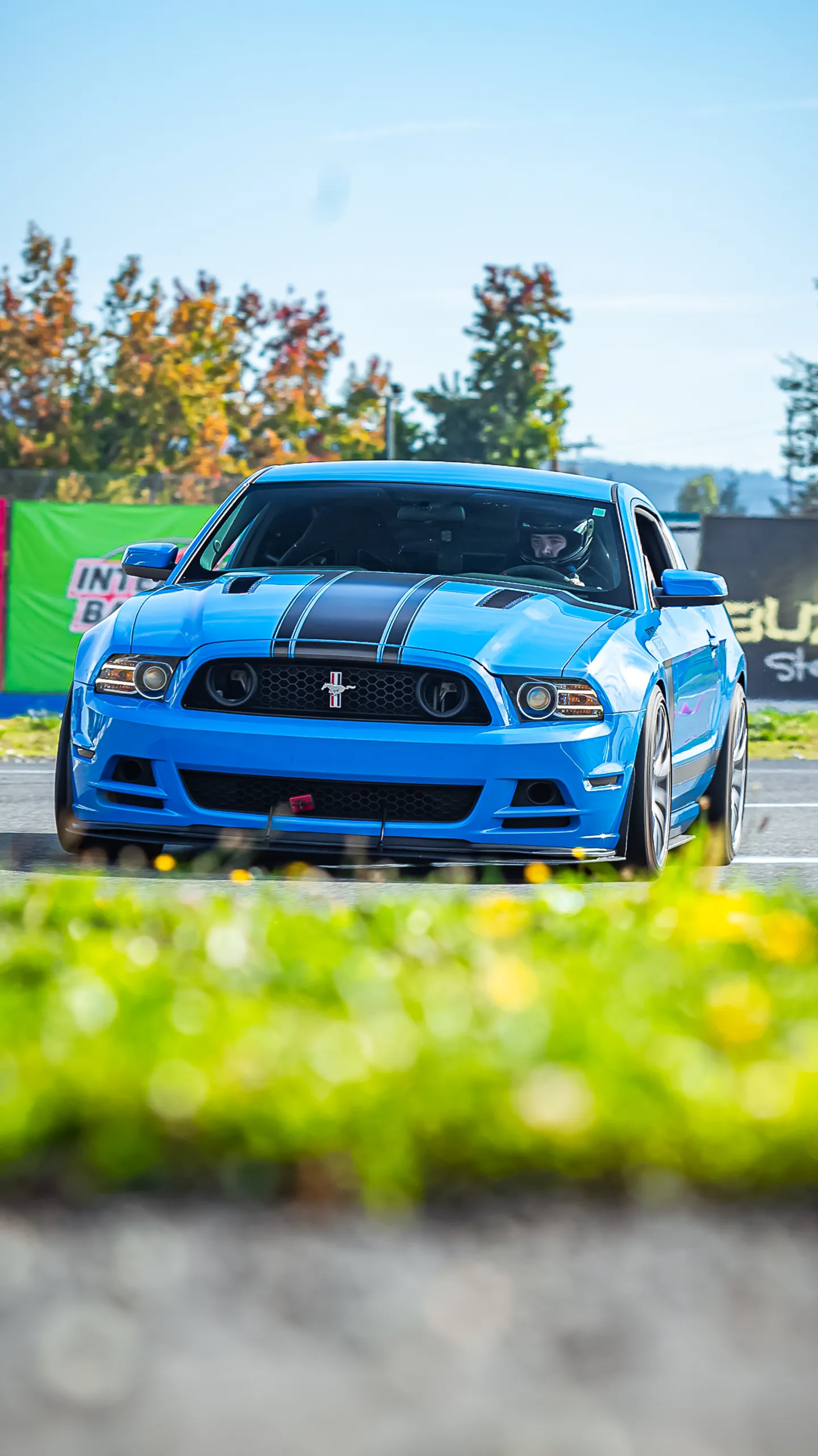 Ford S197 Mustang Boss 302 with 19" SM-10 Wheels in Race Silver