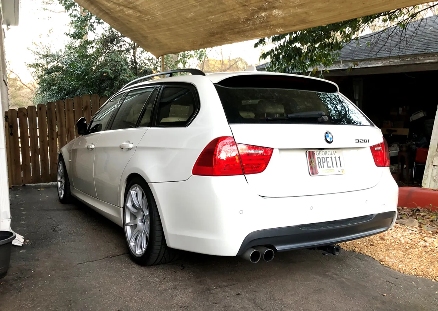 BMW E91 LCI Wagon 3 Series with 18" SM-10 Wheels in Race Silver