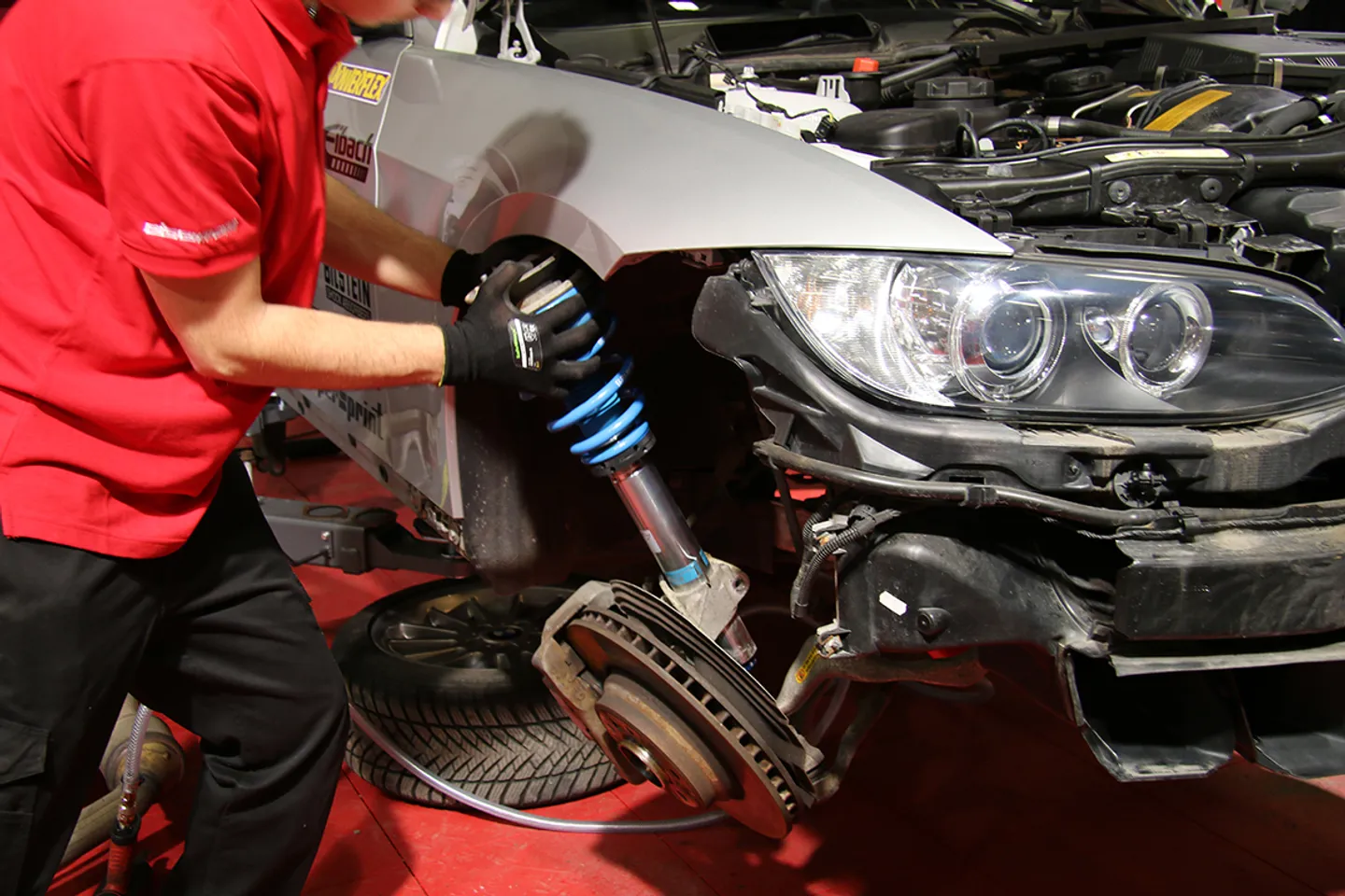 Live BMW 335I Track Build at the Bilsport Performance & Custom Motor Show
