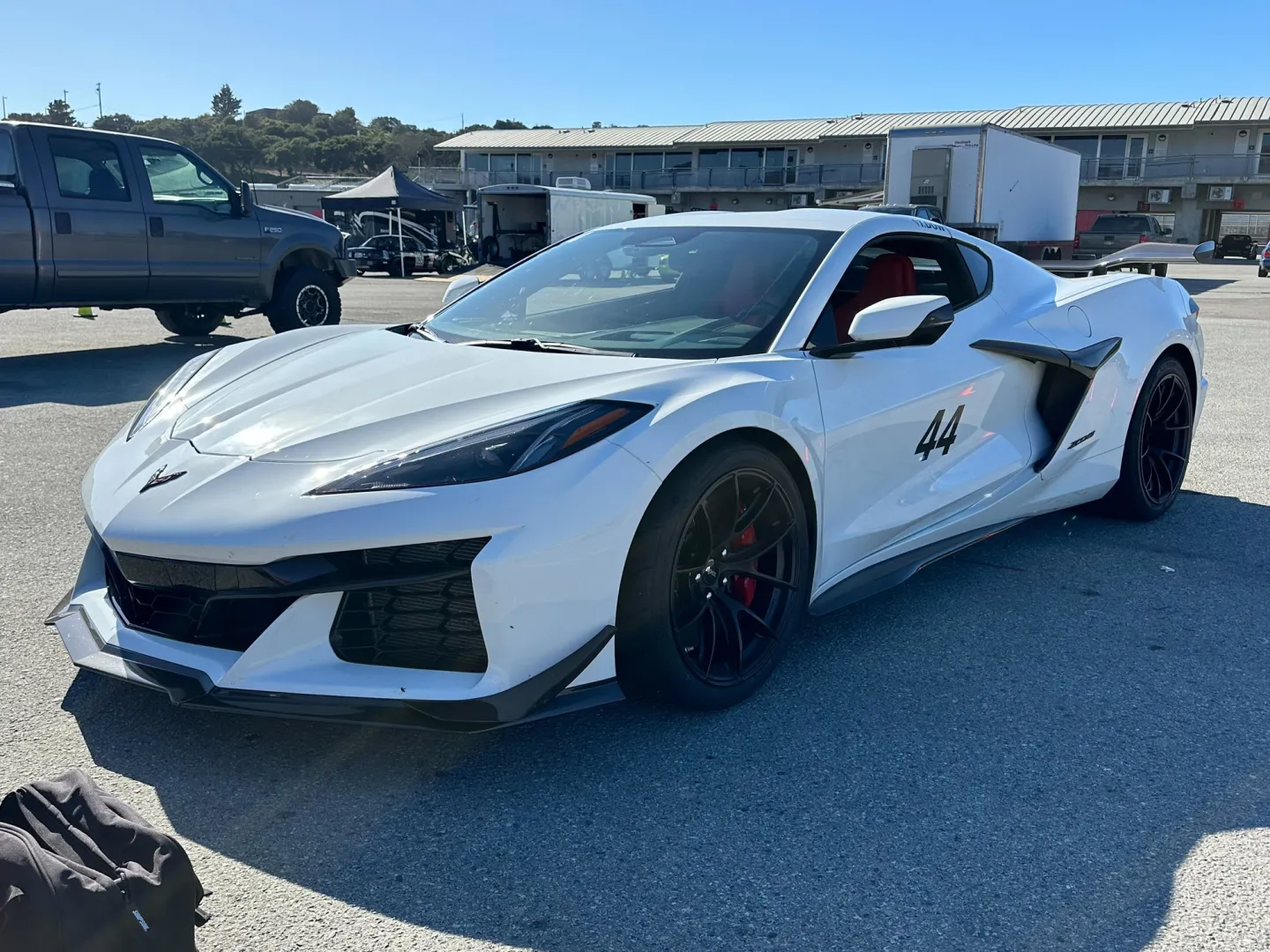 Chevrolet C8 Corvette Z06 with 19" VS-5RS Wheels in Satin Black