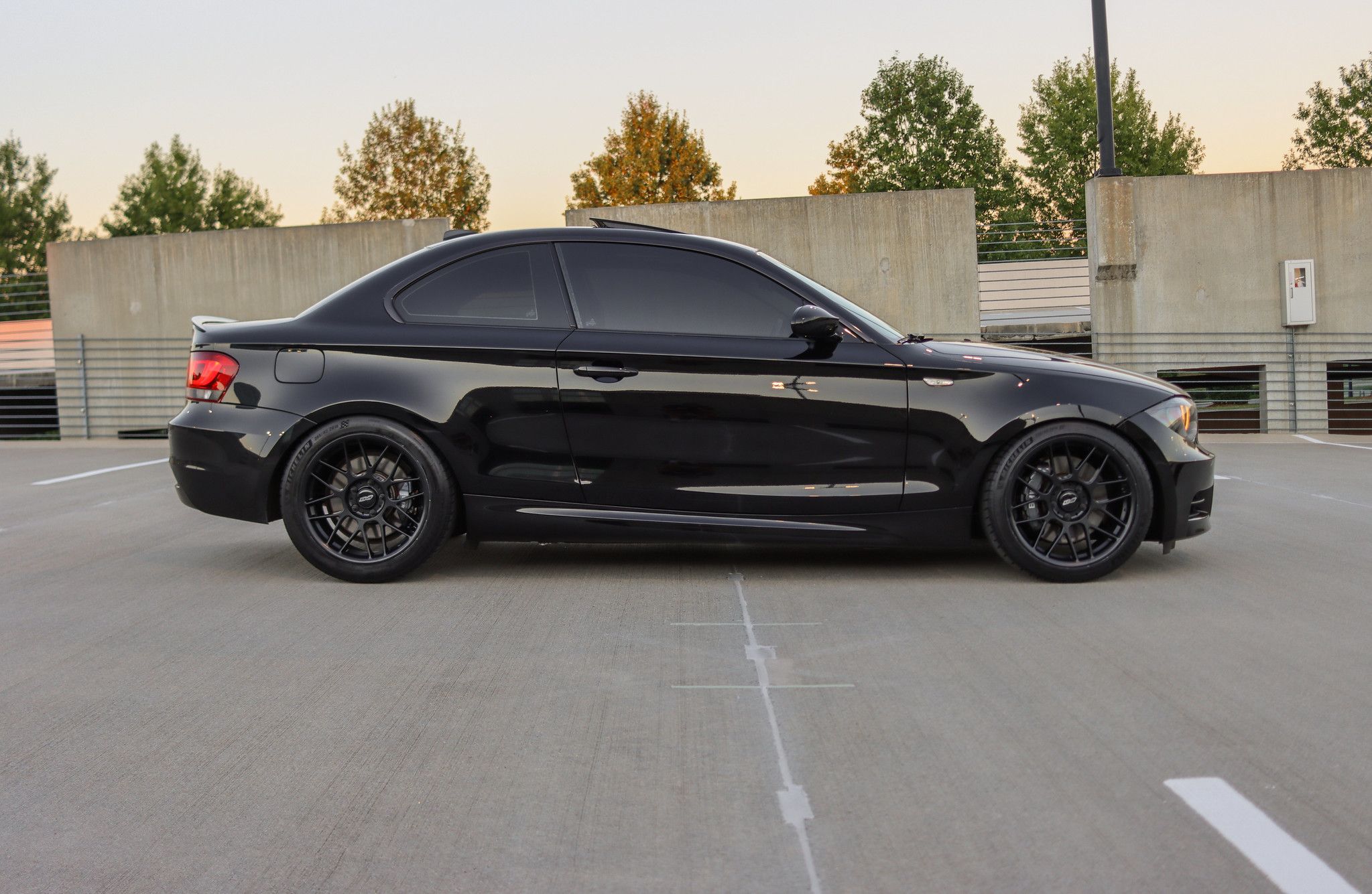 BMW E82 Coupe 1 Series with 18" ARC-8 Wheels in Satin Black