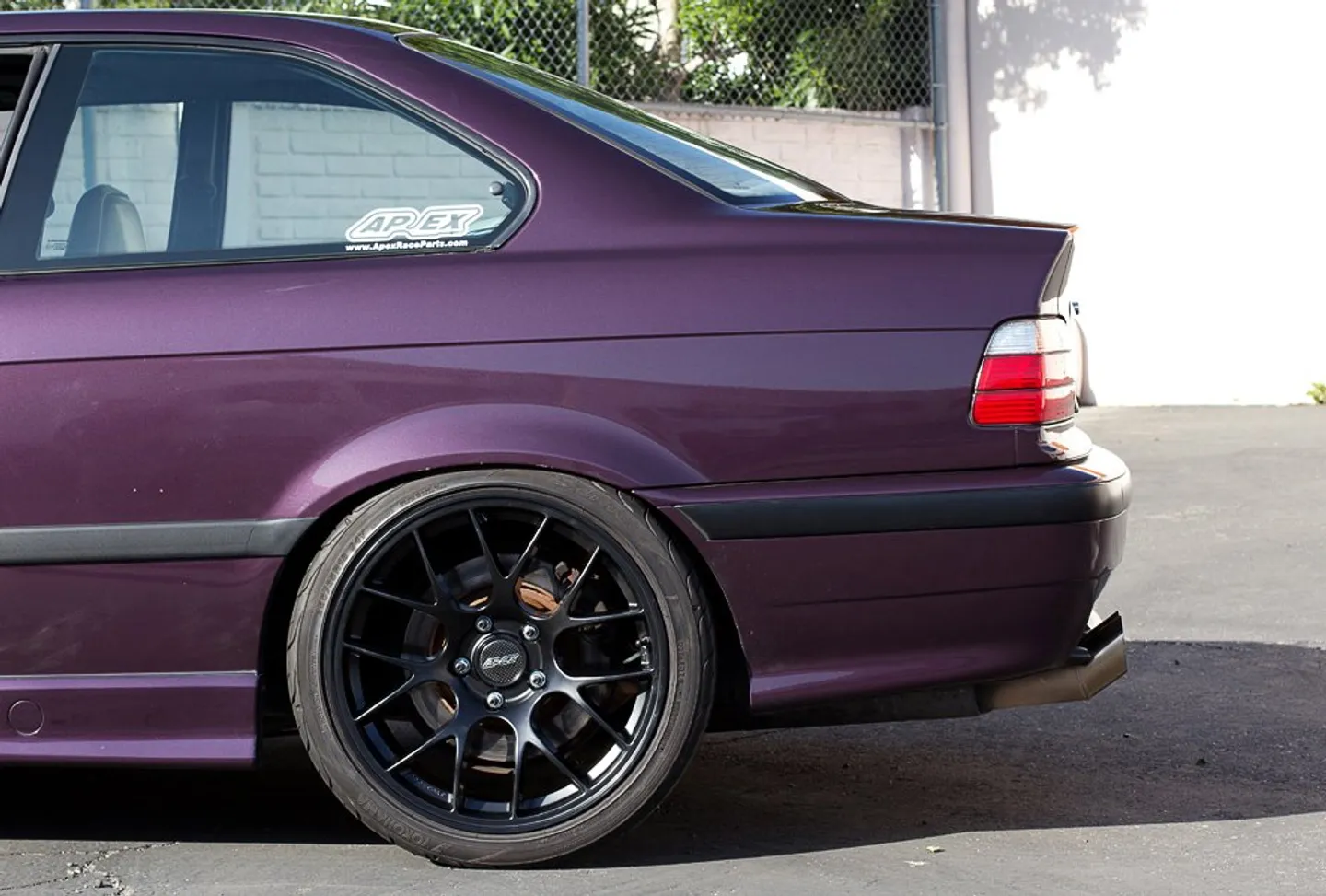 BMW E36 M3 with 18" EC-7 Wheels in Satin Black