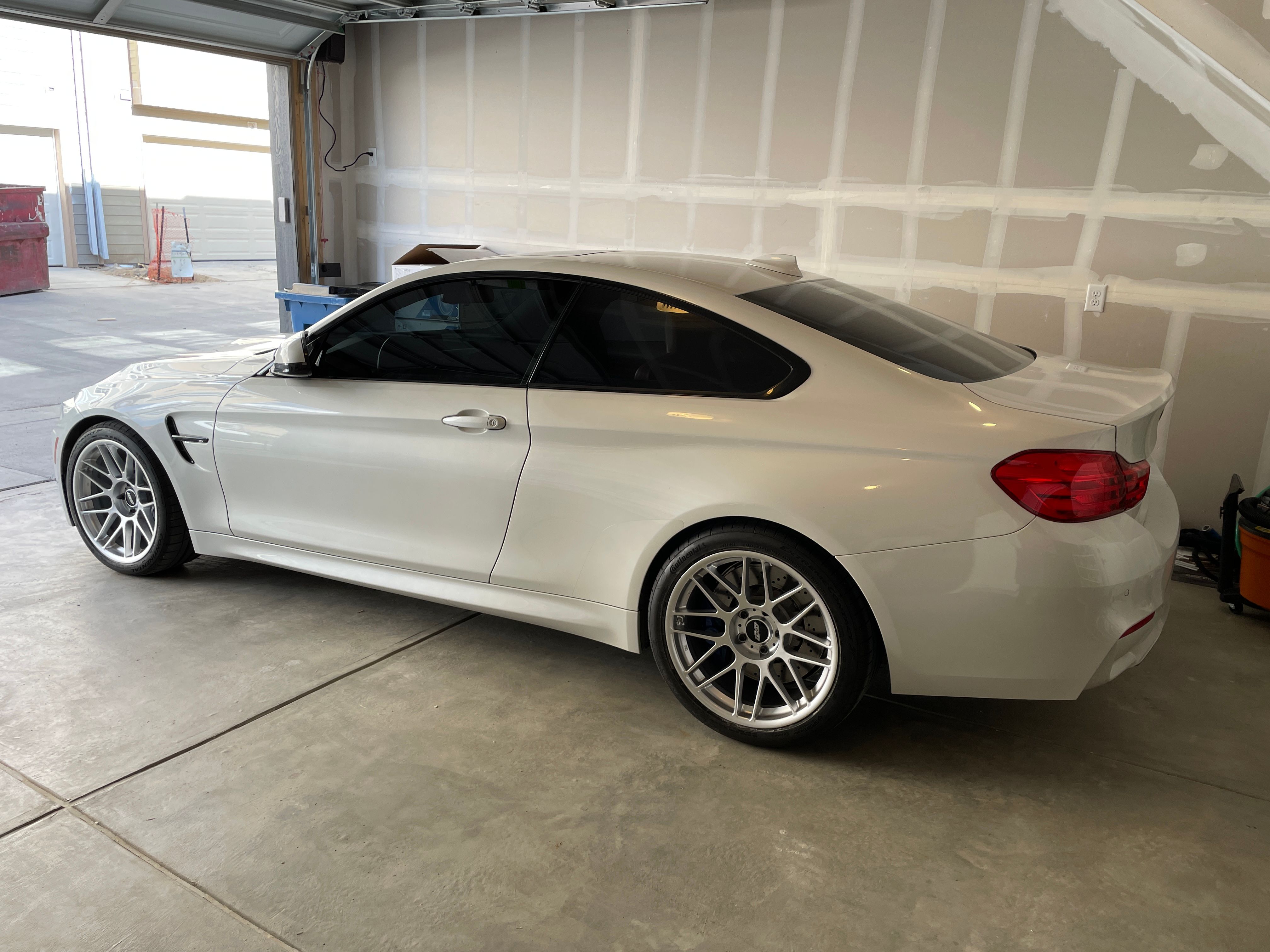 BMW F82 Coupe M4 with 19" ARC-8 Wheels in Hyper Silver