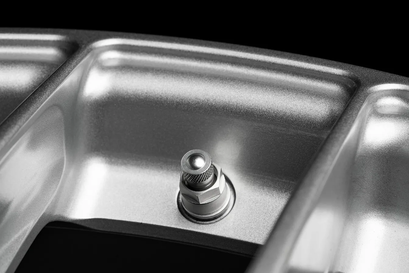 Apex Low Profile Metal Valve Stems