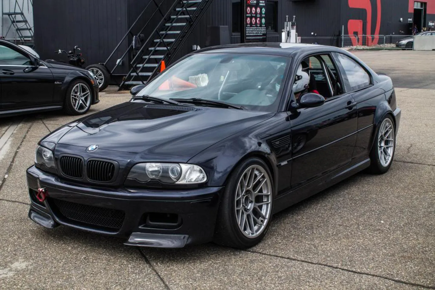BMW E46 M3 with 18" ARC-8 Wheels in Hyper Silver