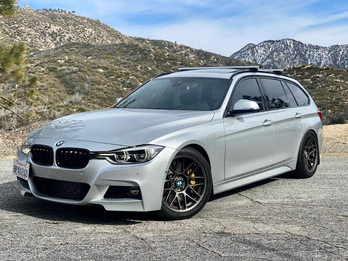 BMW F31 Wagon 3 Series with 18" ARC-8 Wheels in Anthracite