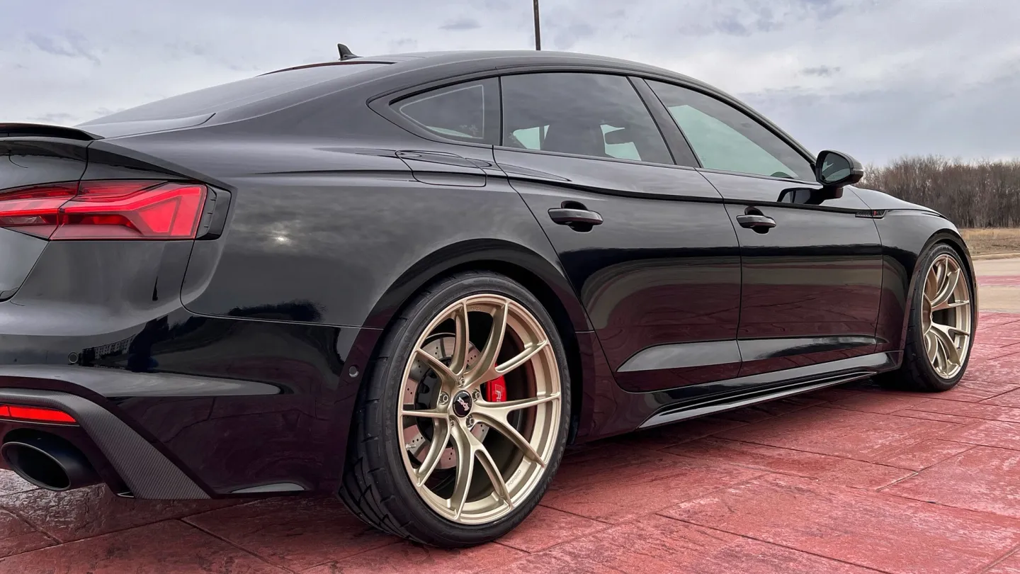 Audi B9 RS 5 Sportback with 20" VS-5RS Wheels in Motorsport Gold