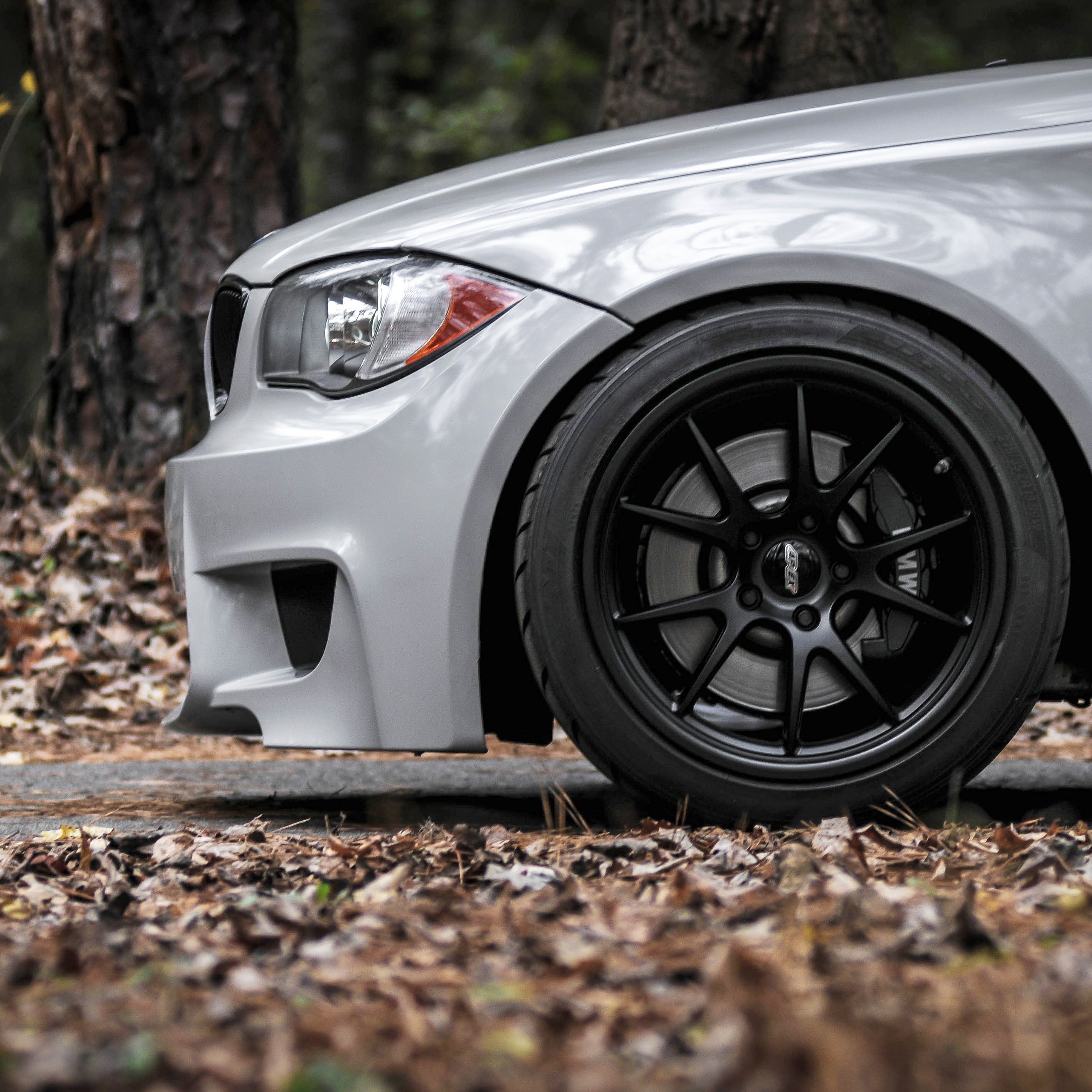 BMW E82 1M with 18" FL-5 Wheels in Satin Black
