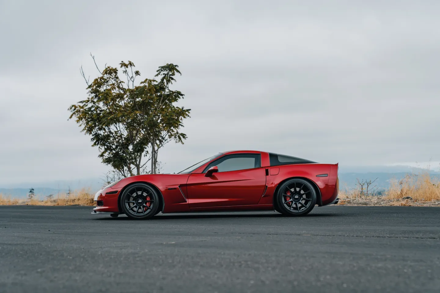 Chevrolet C6 Corvette Z06 with 18"/19" SM-10 Wheels in Satin Black