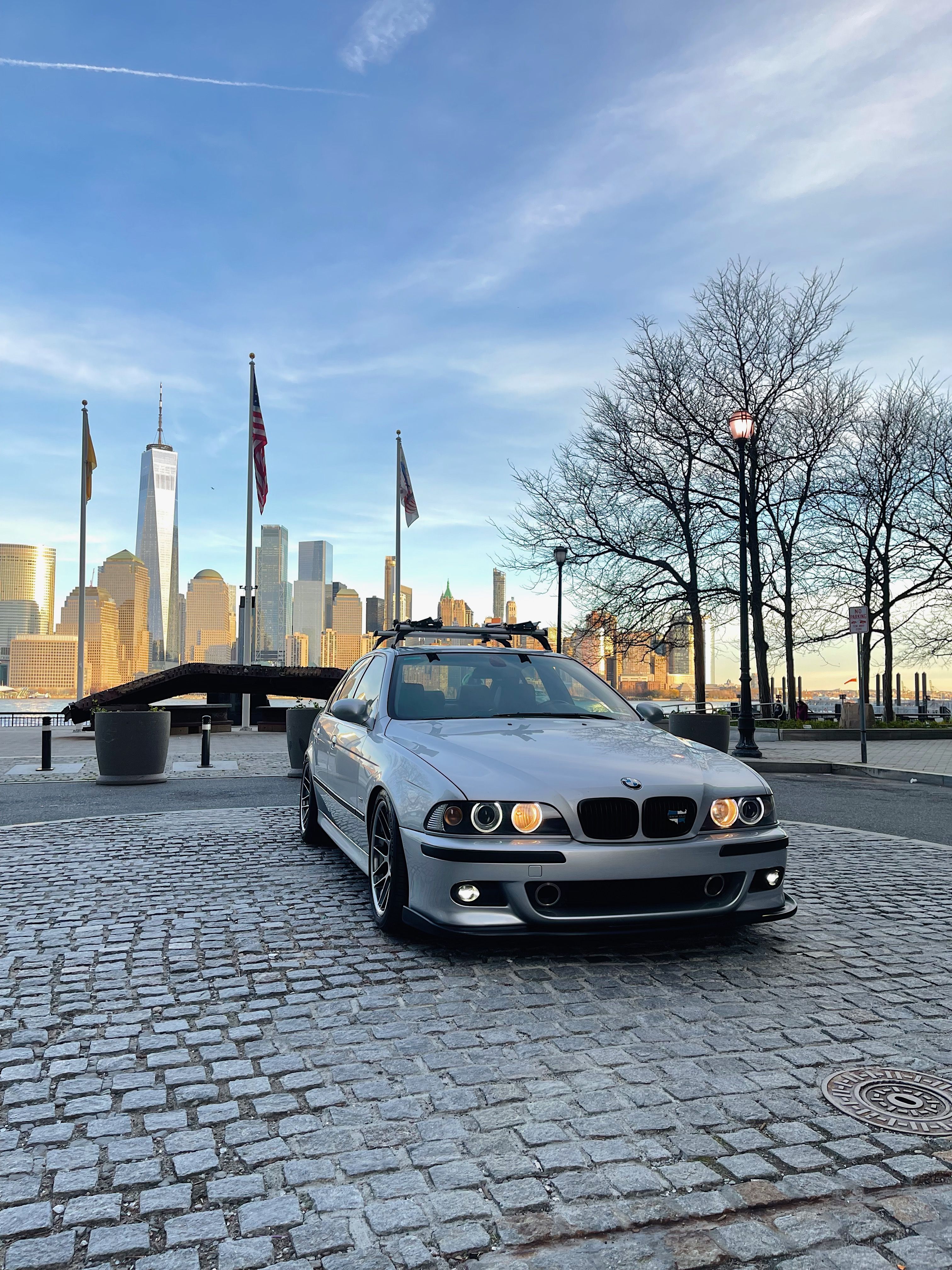 BMW E39 5 Series with 18" ARC-8 Wheels in Anthracite