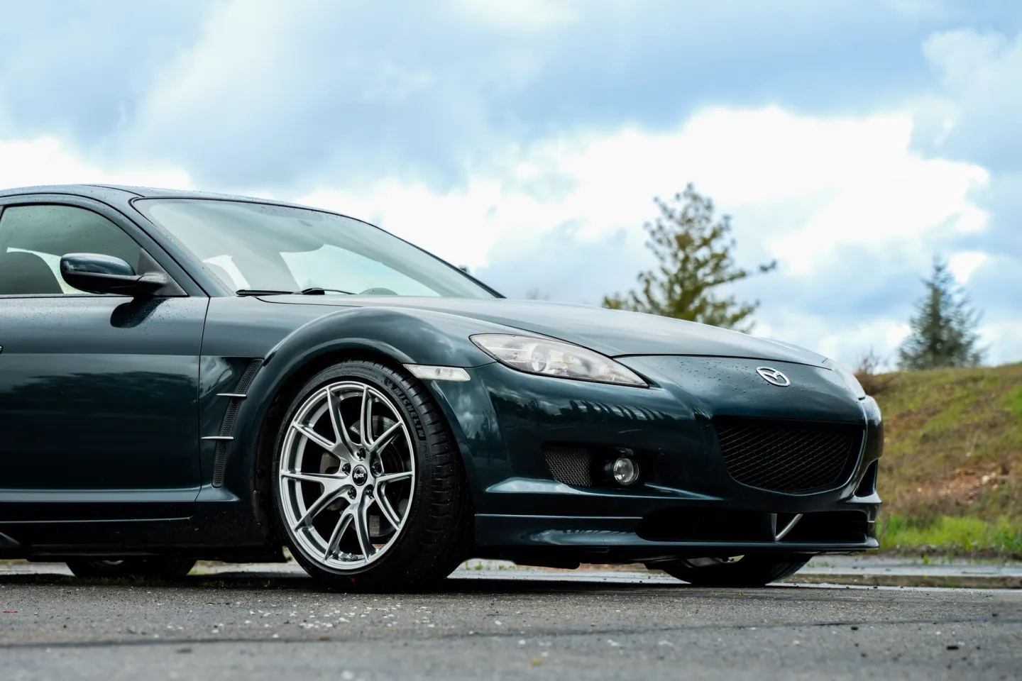 Mazda RX-8 with 18" VS-5 Wheels in Hyper Black