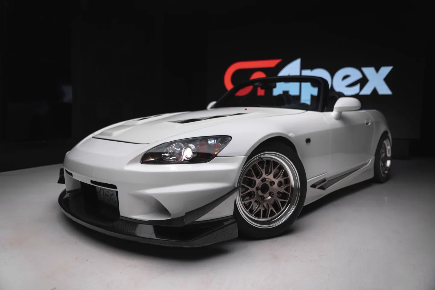 Honda S2000 with 17" ML-10RT Wheels in Machined Lip Gloss Motorsport Gold