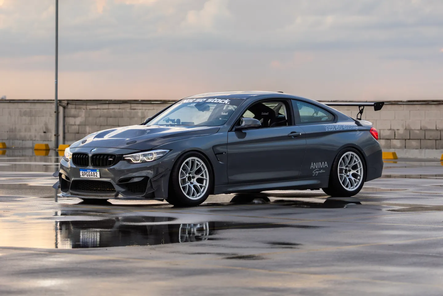 BMW F82 Coupe M4 with 18" EC-7 Wheels in Race Silver