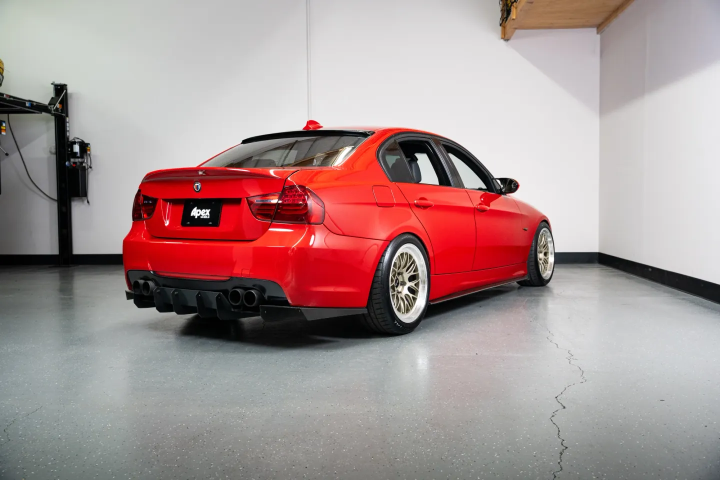 BMW E90 Sedan 3 Series with 18" ML-10RT Wheels in Machined Lip Gloss ...