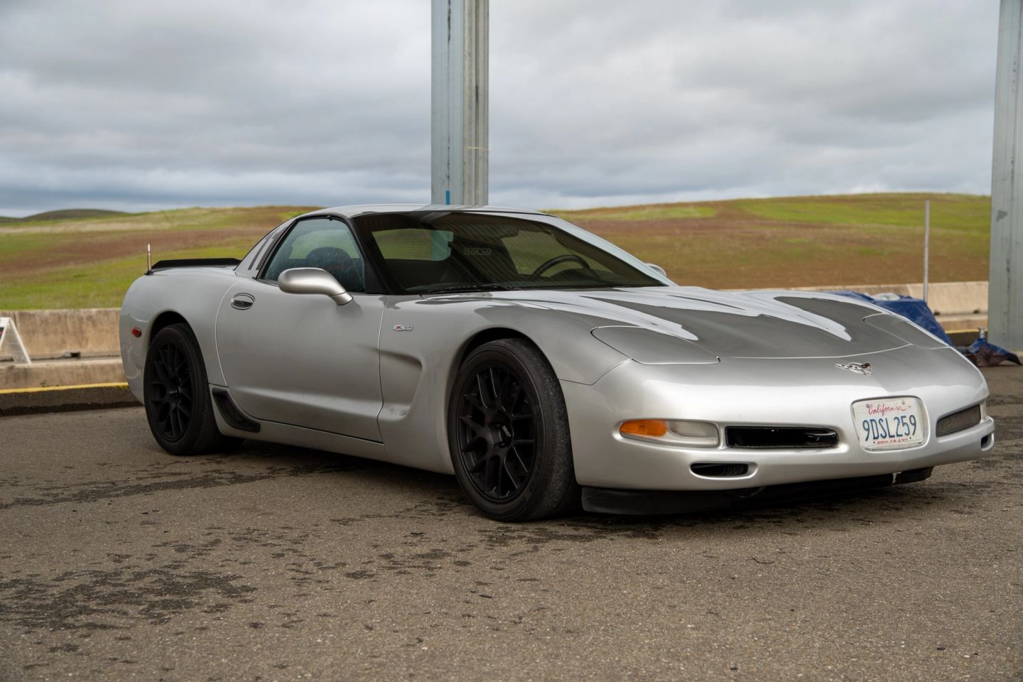 Chevrolet C5 Corvette Z06 with 18" EC-7 Wheels in Satin Black