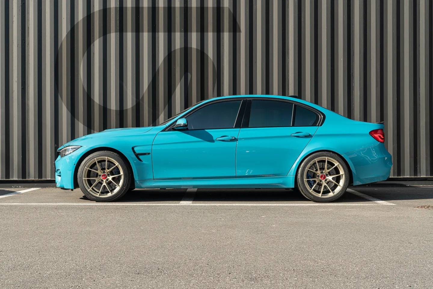 BMW F80 M3 with 19" VS-5RS Wheels in Motorsport Gold