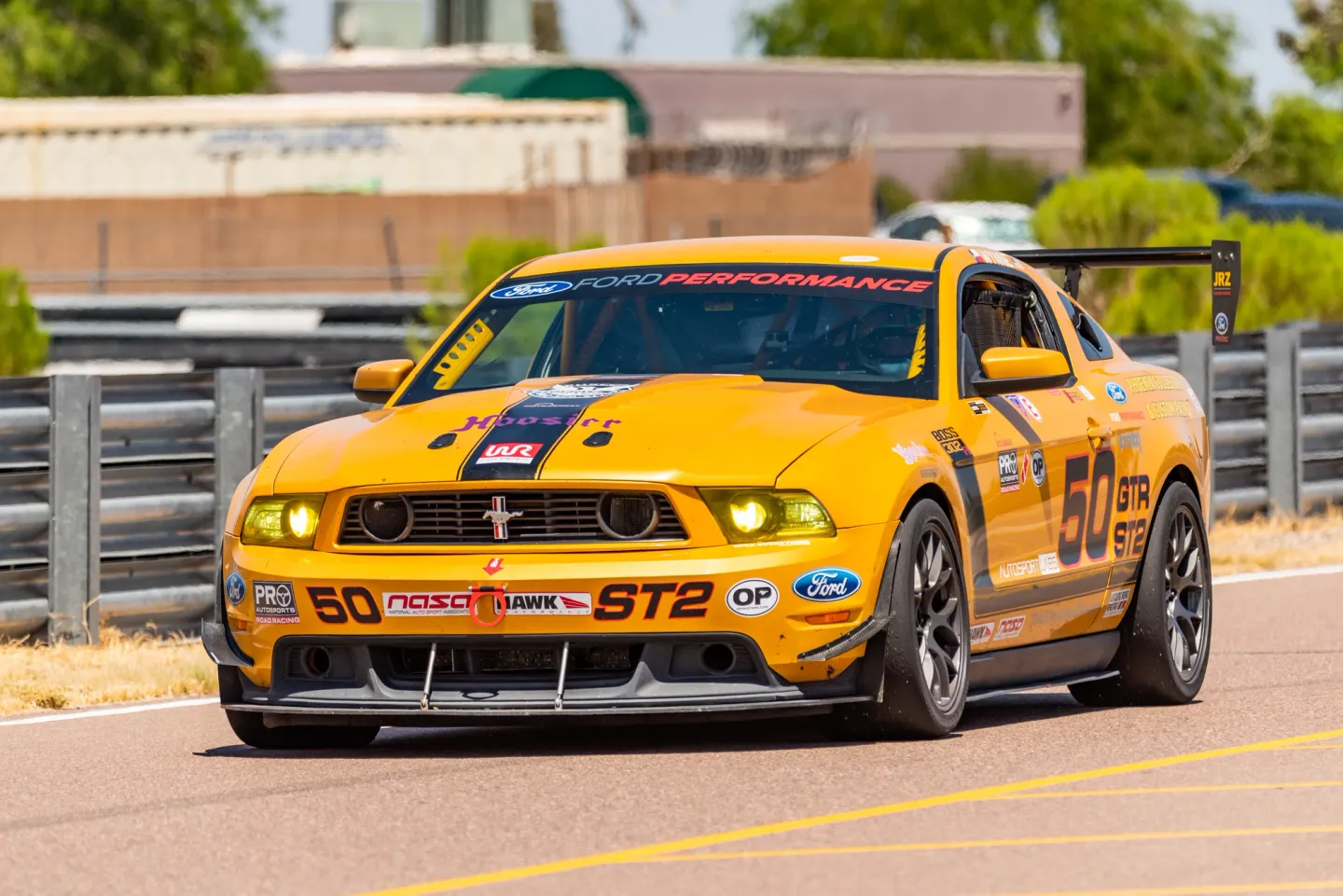 Ford S197 Mustang GT with 18" EC-7 Wheels in Anthracite