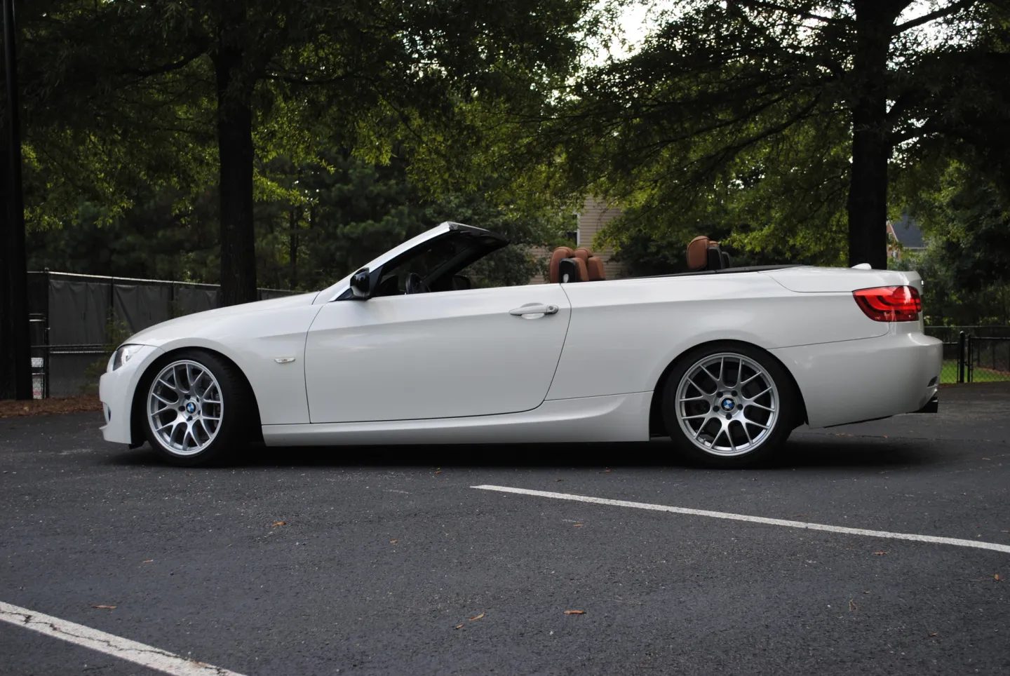 BMW E93 Convertible 3 Series with 18" EC-7 Wheels in Race Silver