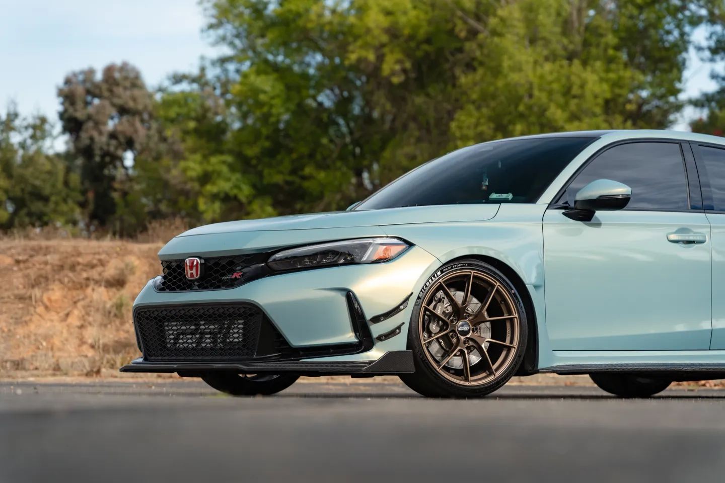 Honda FL5 Civic Type-R with 19" VS-5RS Wheels in Satin Bronze