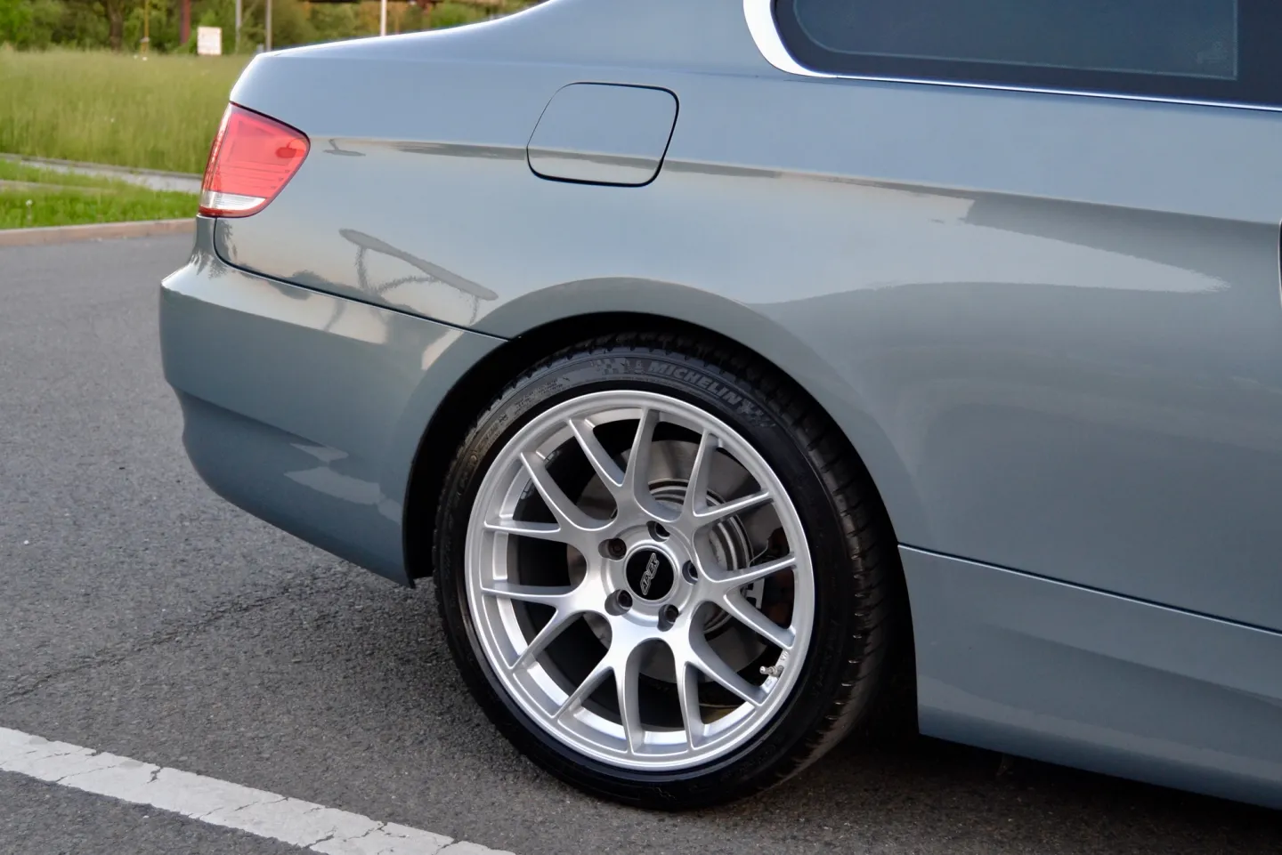 BMW E92 Coupe 3 Series with 18" EC-7 Wheels in Race Silver