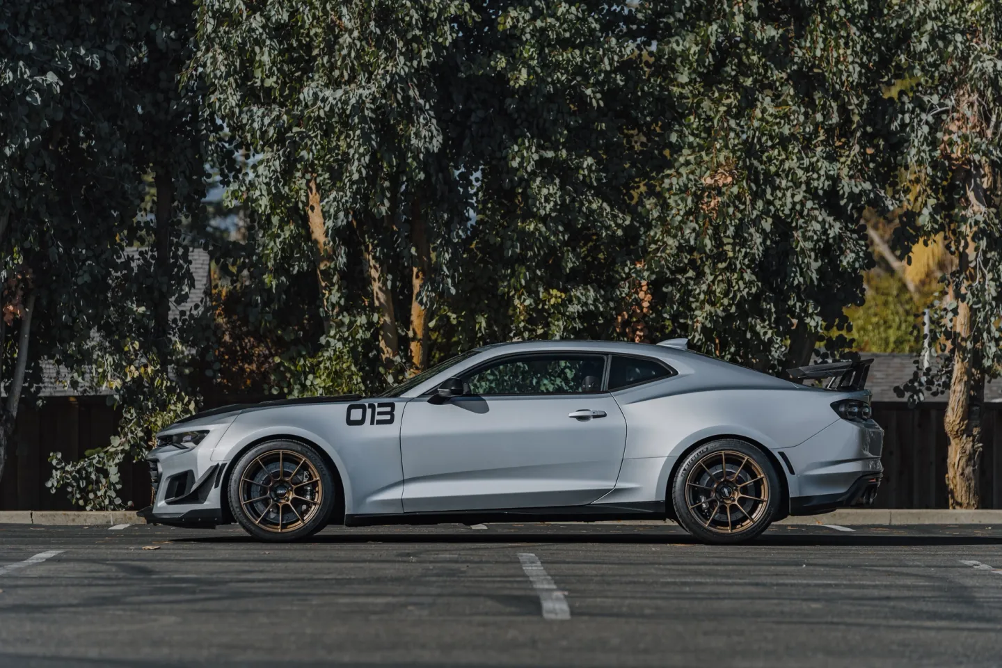 Chevrolet 6th Gen Camaro ZL1 1LE with 19" SM-10RS Wheels in Satin Bronze