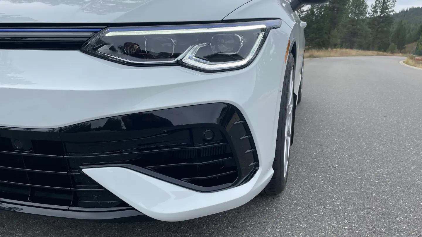 VW MK8 Golf R with 18" SM-10 Wheels in Race Silver