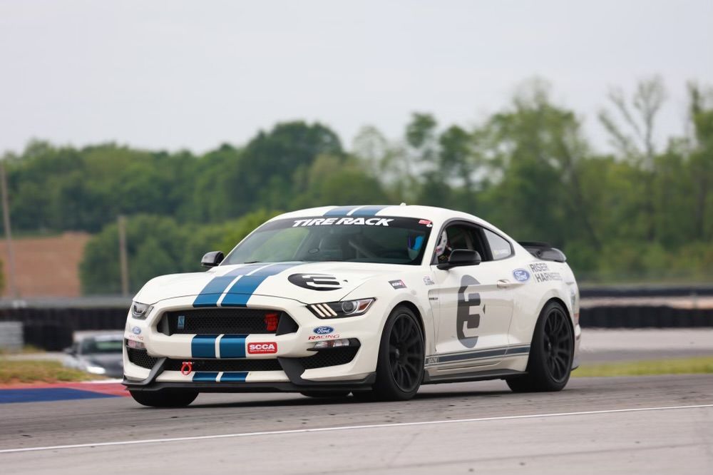 Ford S550 Mustang GT350 with 19" SM-10 in Satin Black on Ford S550 ...