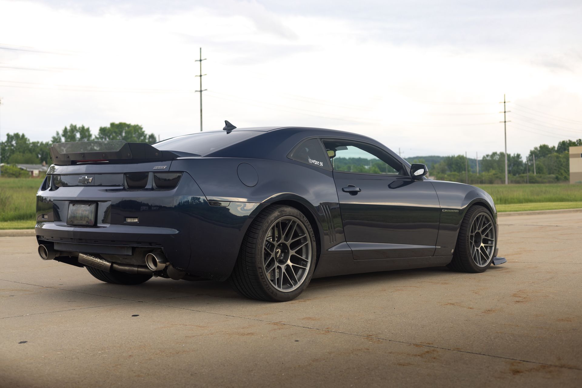Chevrolet 5th Gen Camaro Ss With 19 Arc 8 Wheels In Anthracite