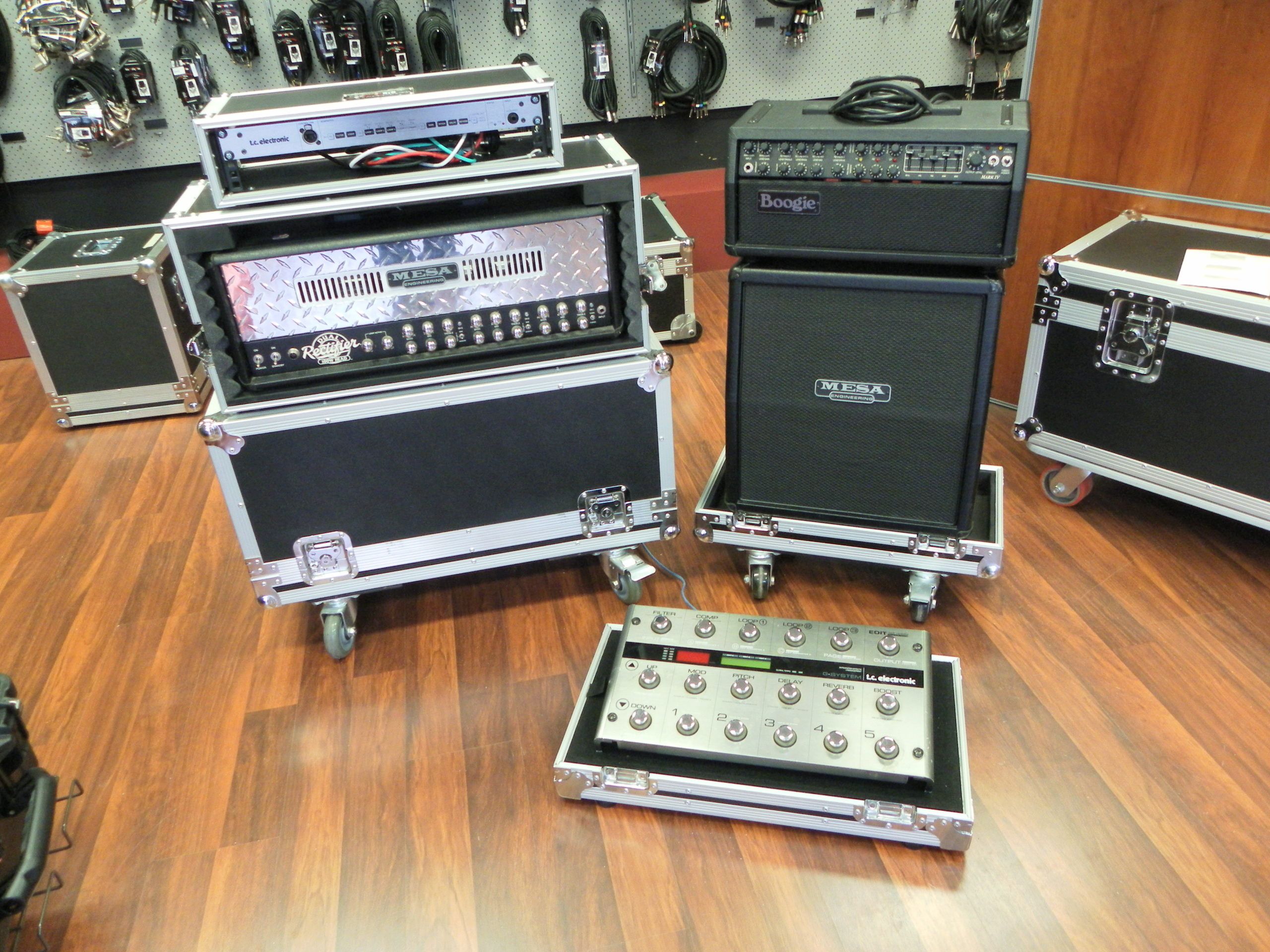 Custom Road Case For Guitar Amp Head and Guitar Cabinet | Protectapack