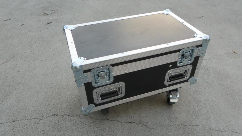 Small Custom Road Case With Wheels To Transport Laptops | Protectapack