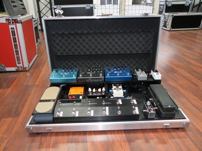 Custom Road Case For Pedalboard Pedaltrain