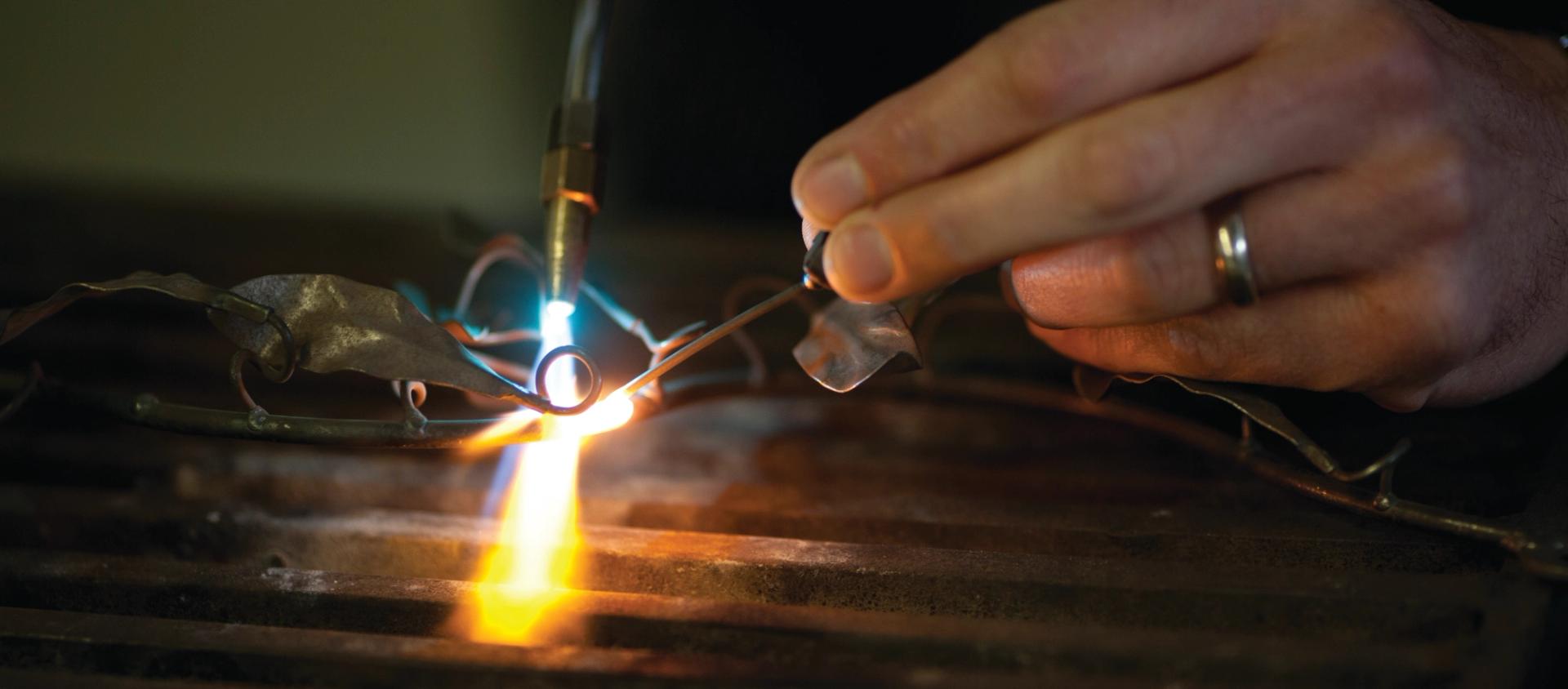 Mechini - Lighting Maker | Artemest