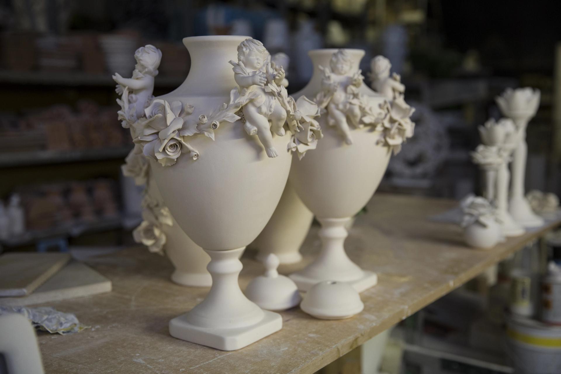 Ceramica di Capodimonte: I Borbone Capodimonte | Artemest