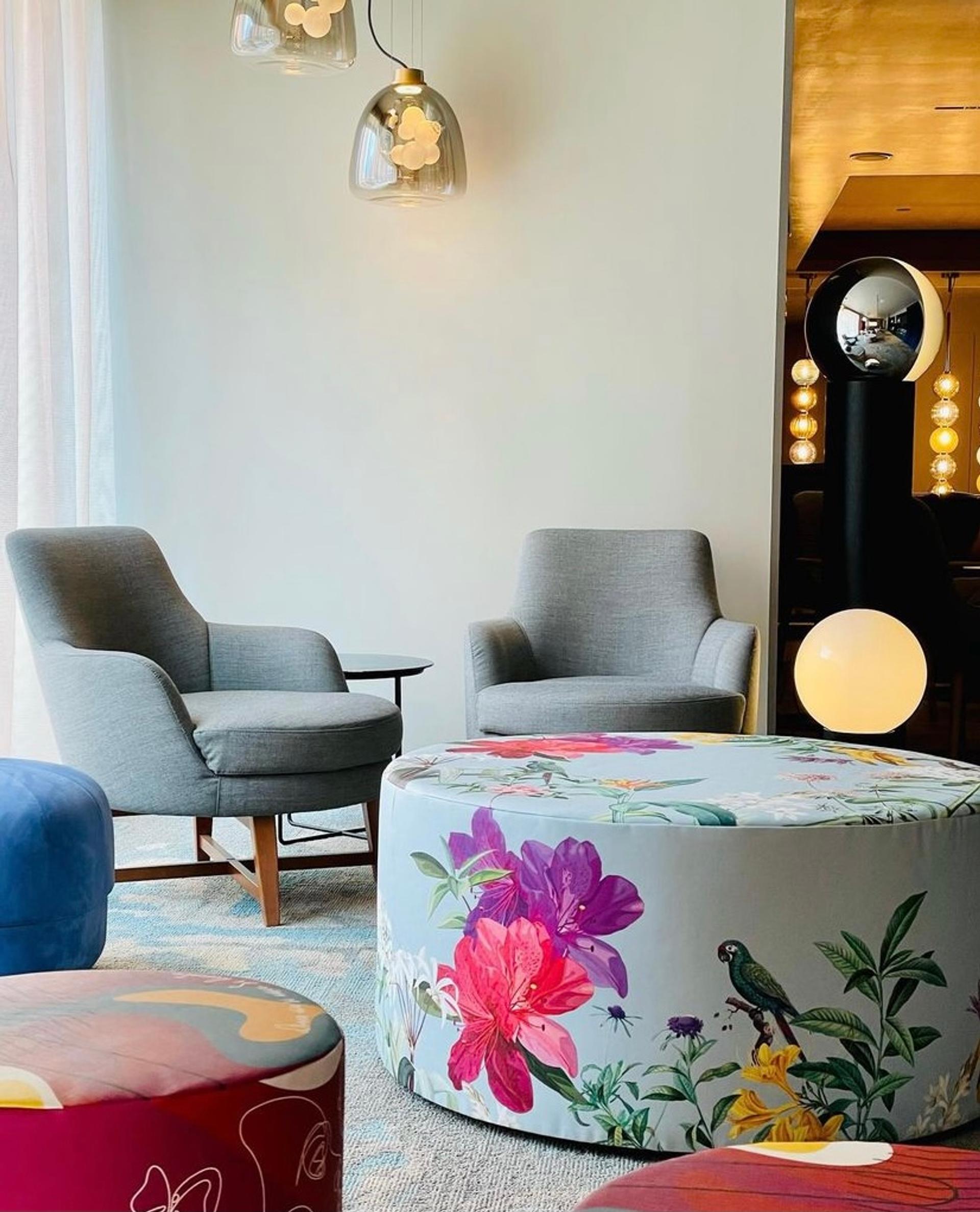 Myin: Colorful and Innovative Design | Artemest