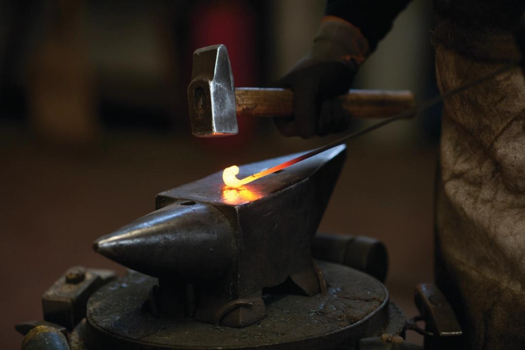 Mechini - Lighting Maker | Artemest