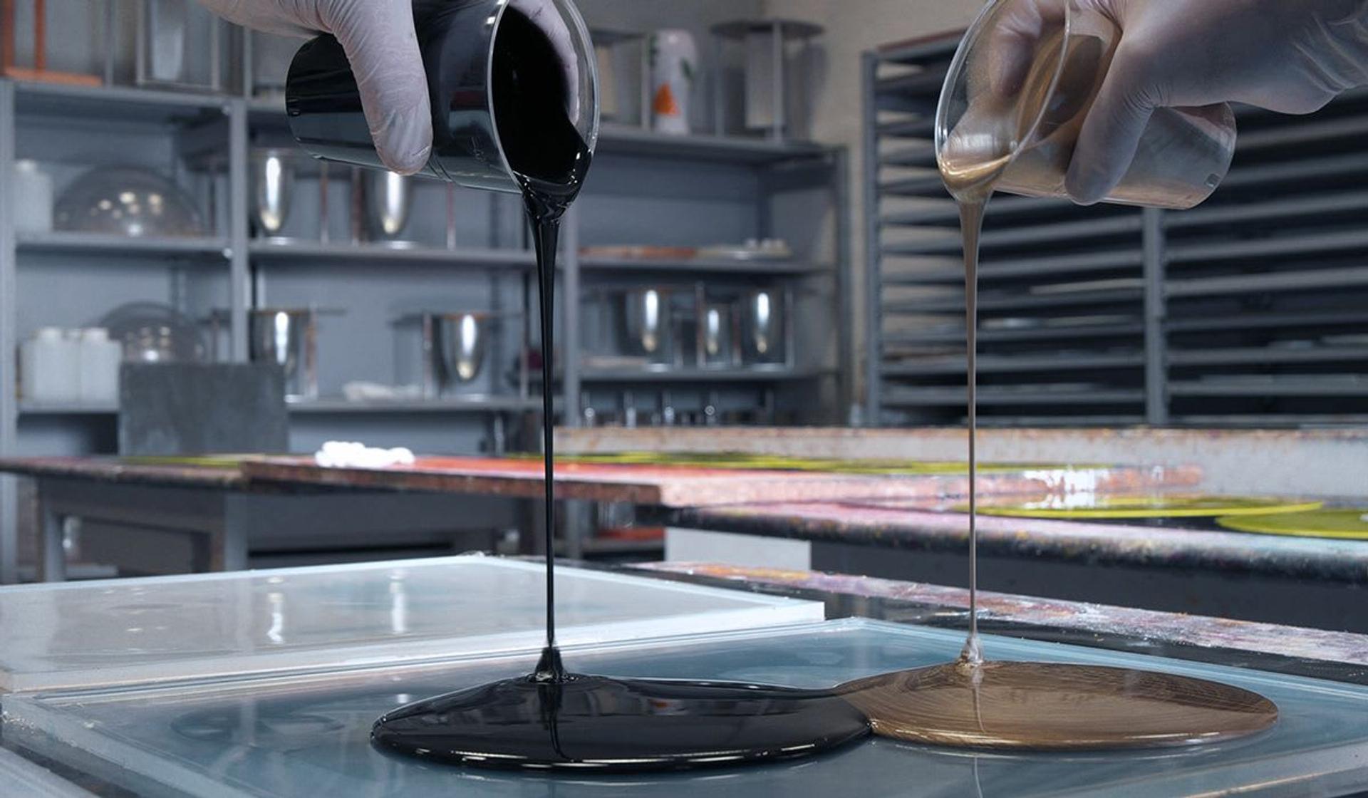 Resin Vases: Corsi Design Factory | Artemest