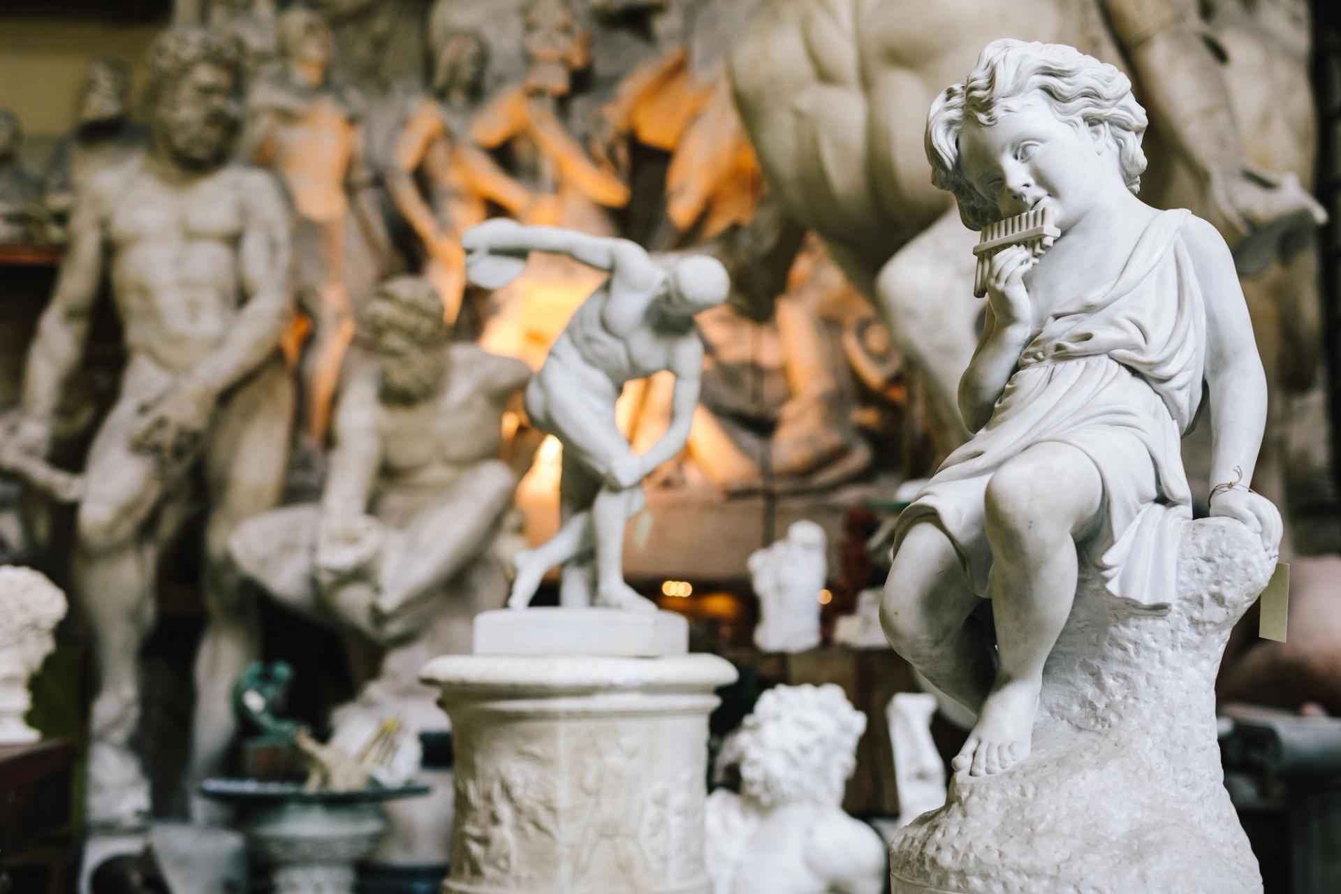 Romanelli's Imprint on the History of Sculpture | Artemest
