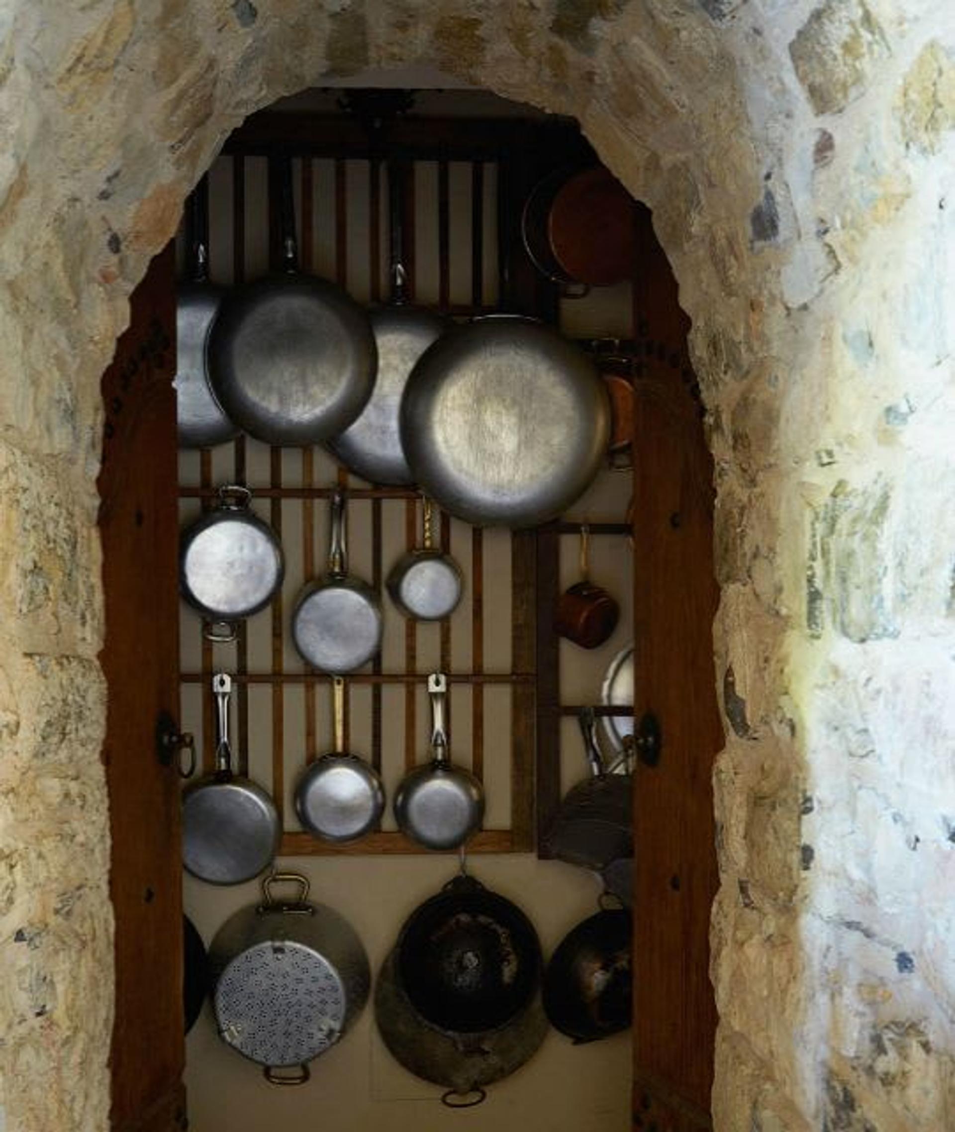 Castello di Vicarello: A Dreamy Tuscan Castle | Artemest