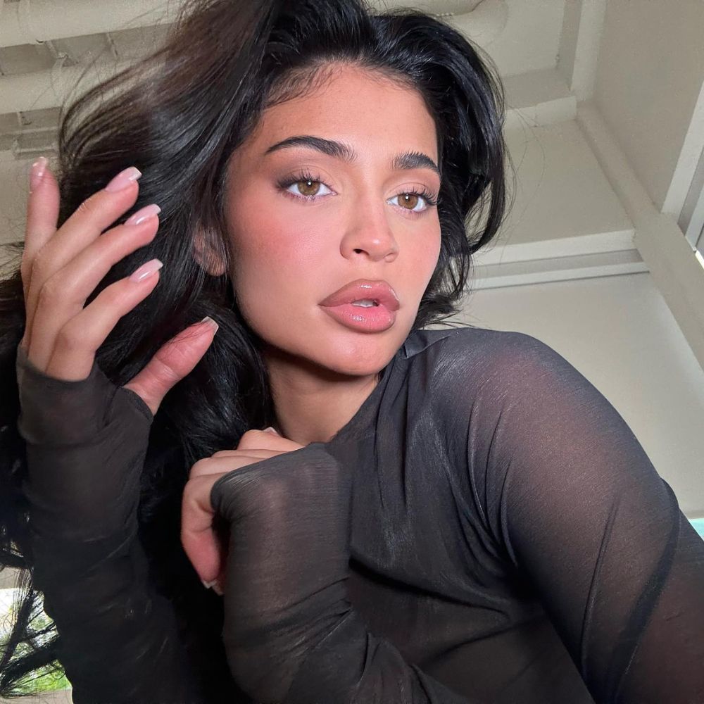 The 7 Makeup Trends Set To Dominate In 2024 - InStyle The 7 Makeup Trends Set To Dominate In 2024 - InStyle