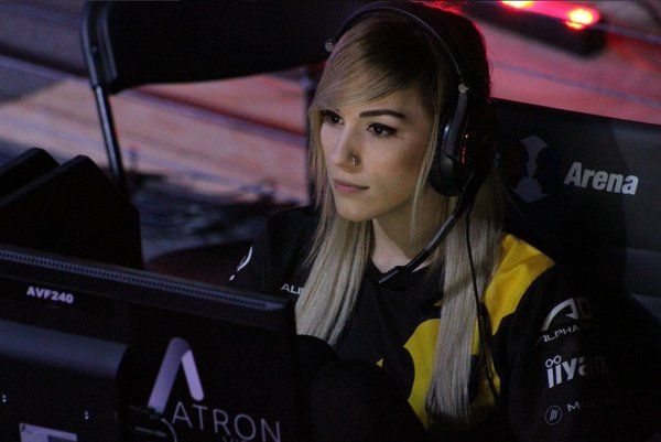 Interview with DIG Pterodactylsftw on reaching rank 77 in Overwatch | Dignitas