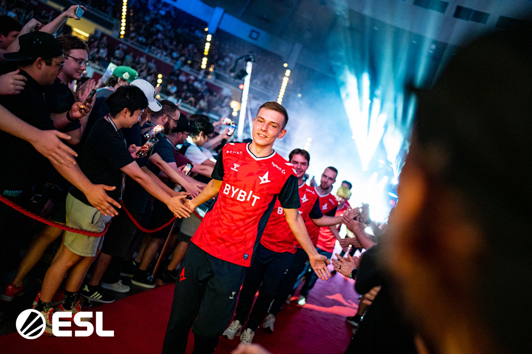 Buzz Details Recent Astralis Changes and Progress | Dignitas