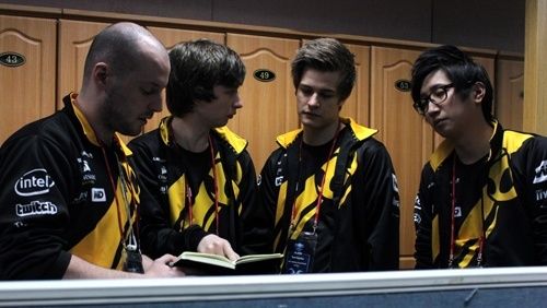 DIG Heroes open Analyst position | Dignitas