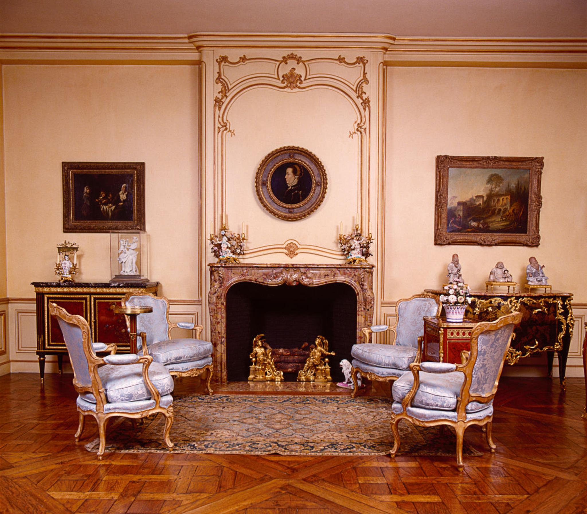 The Linsky Project: Reinterpreting Porcelain Figures - The Metropolitan ...