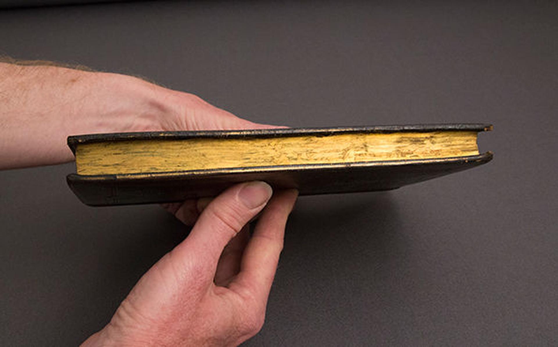 A (Disappearing) Fore-edge Painted Book at The Cloisters Library - The ...